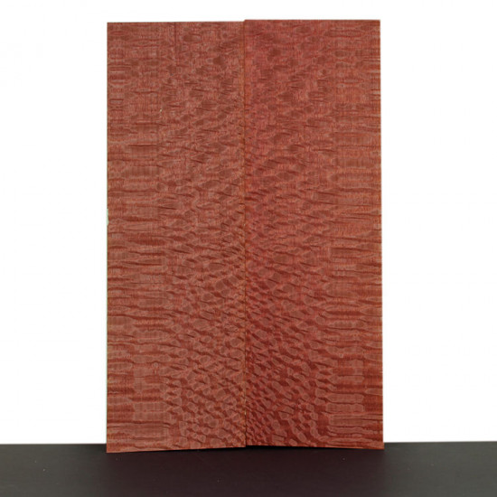 LOURO-FAIA VENEER RED (2 LEAVES)